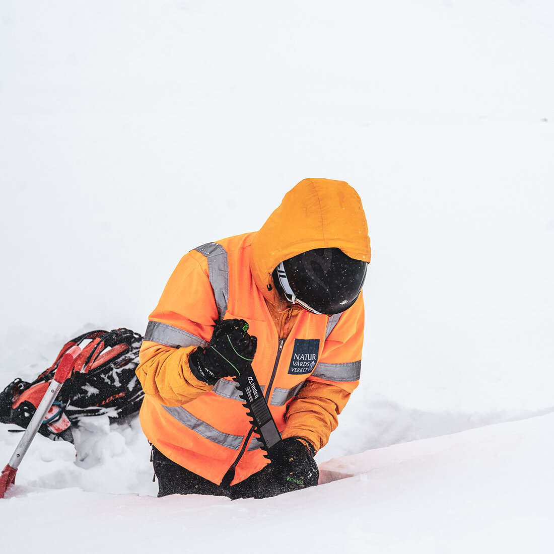 Sammenleggbar snøsag for enklere skredvarsling | DOGA